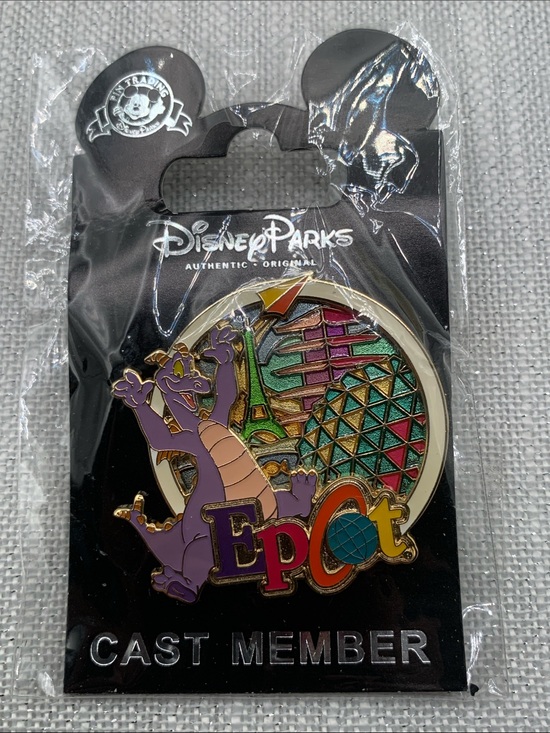 Disney | Jewelry | Walt Disney World Cast Member Authentic Exclusive ...